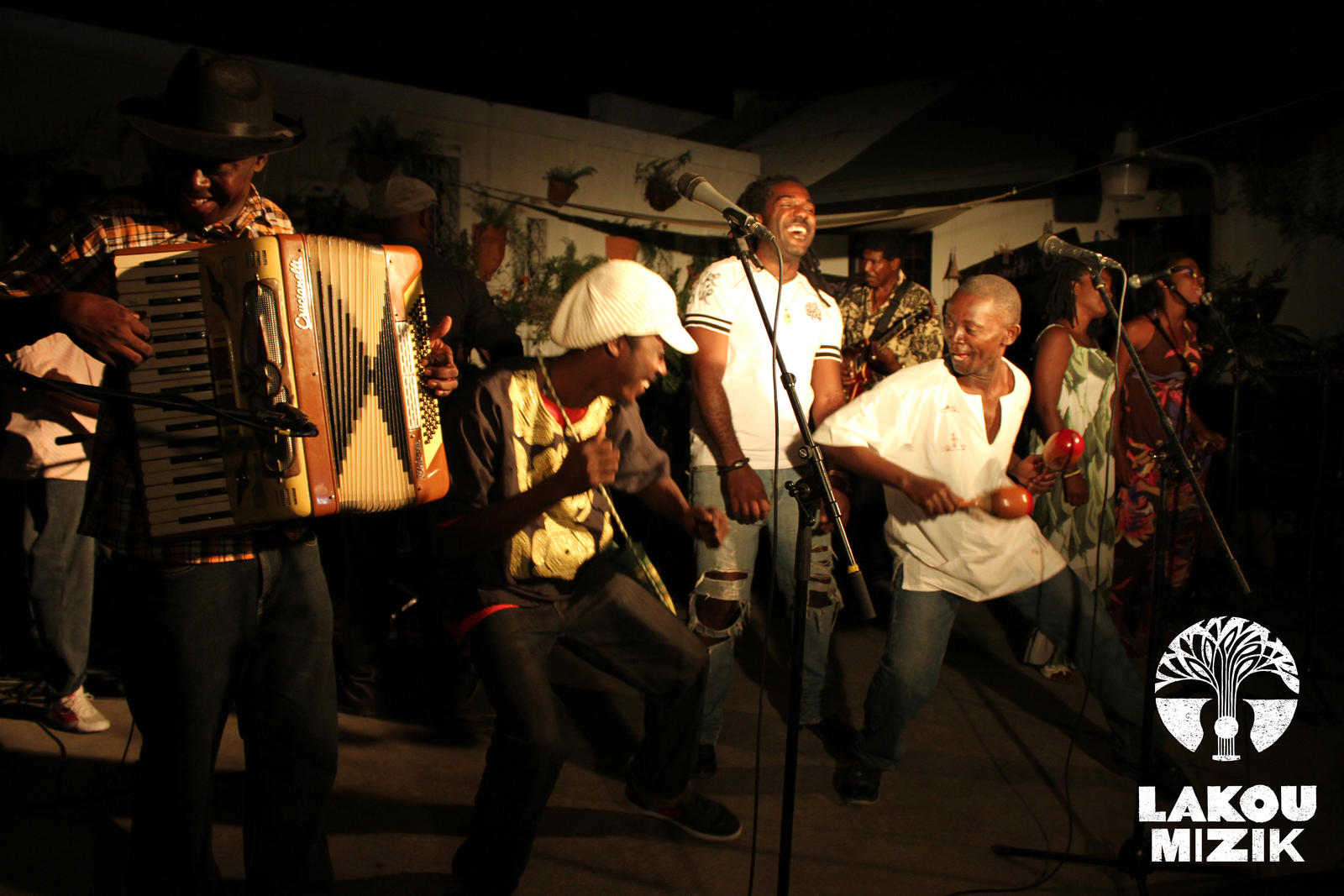 Lakou Mizik: Bringing joy straight from Haiti | Los Afro-Latinos